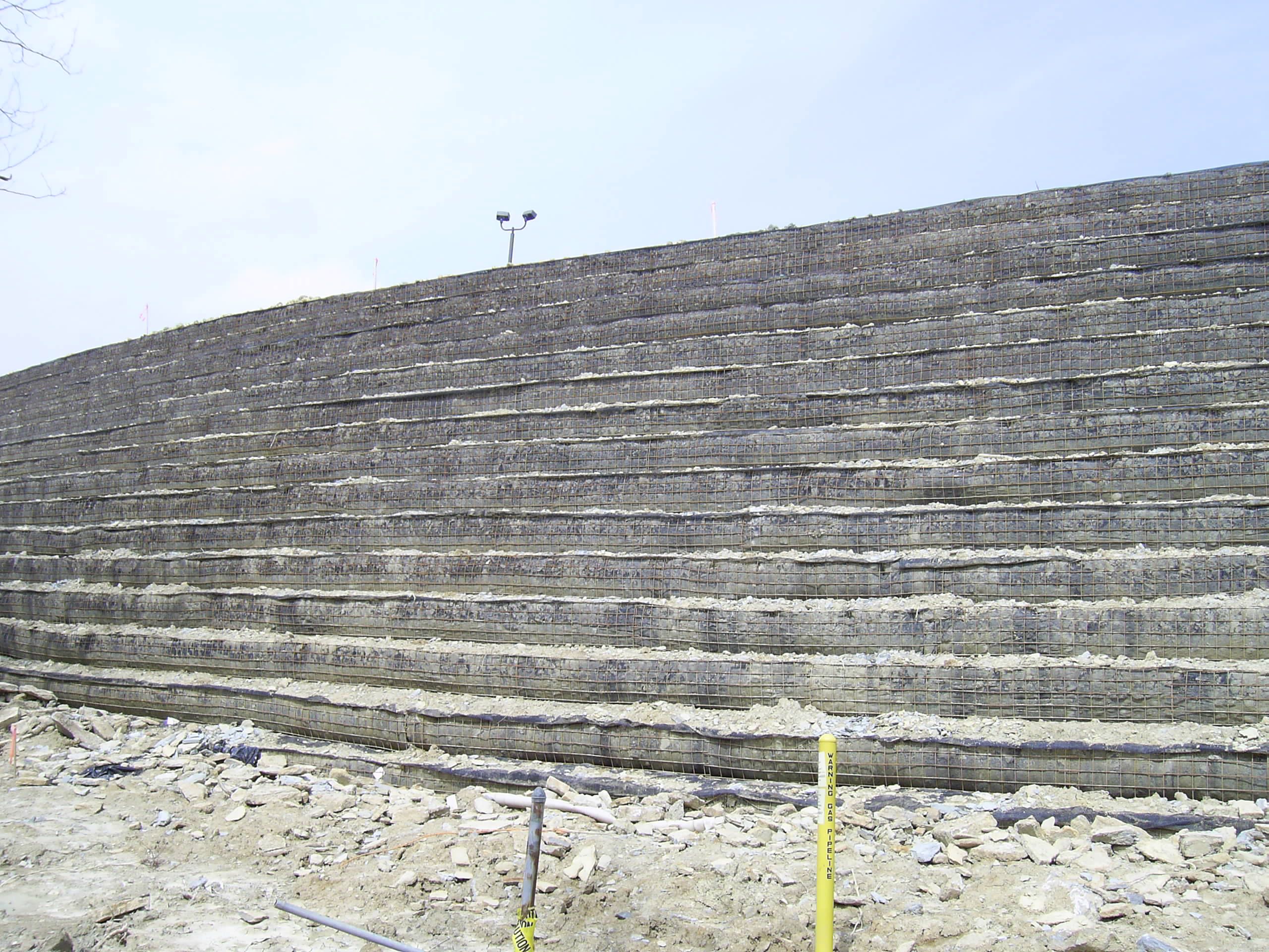Welded Wire Forms For Steepened Slopes - Products - US Fabrics